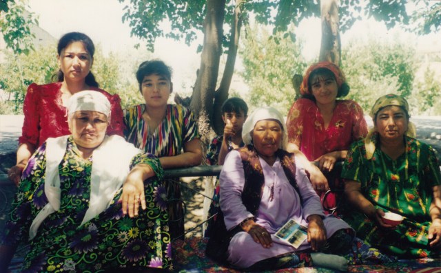 Forgotten Images from the Silk Road – Cherry's Cache