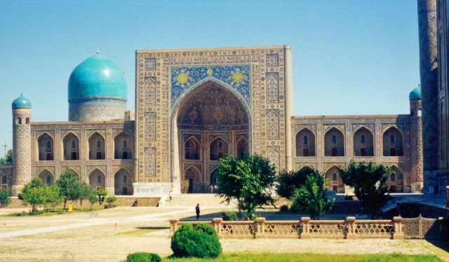 Forgotten Images from the Silk Road – Cherry's Cache